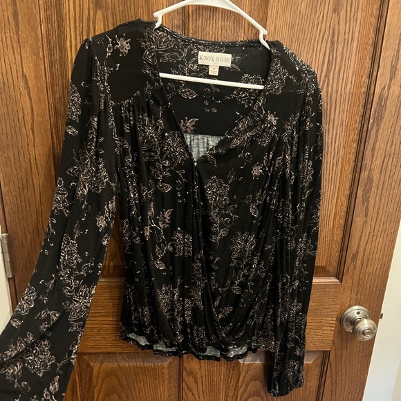 Knox Rose | Tops | Knox Rose Top | Poshmark